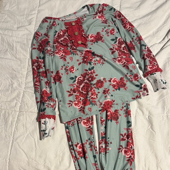 cheeky plum | Pajamas | Cheeky Plum Floral Kids Pajama Set Red And ...